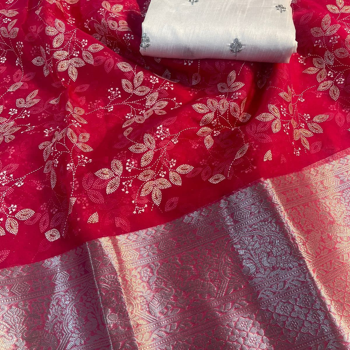 Code Red – Deepa's boutique